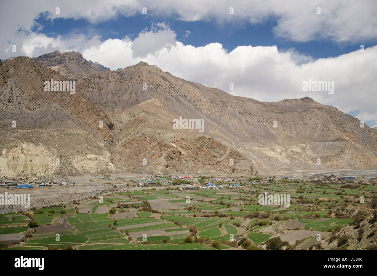 Annapurna circuit jomsom trek hi-res stock photography and images - Alamy