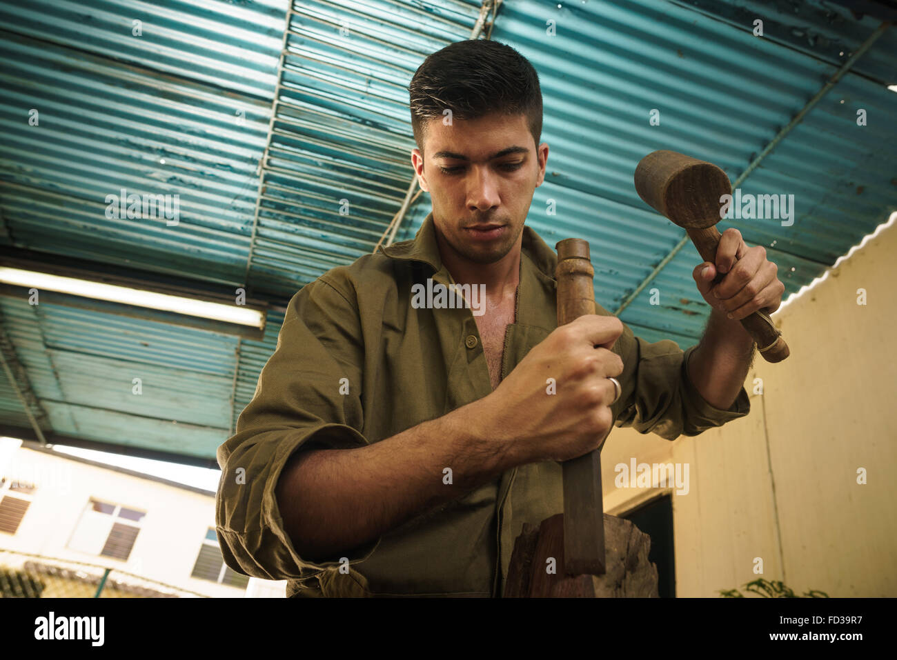 Chisel art hi-res stock photography and images - Alamy