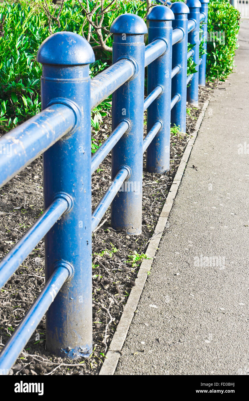 Boundary railings hi-res stock photography and images - Alamy