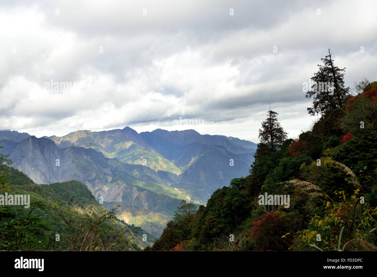 Cloud outside hi-res stock photography and images - Alamy