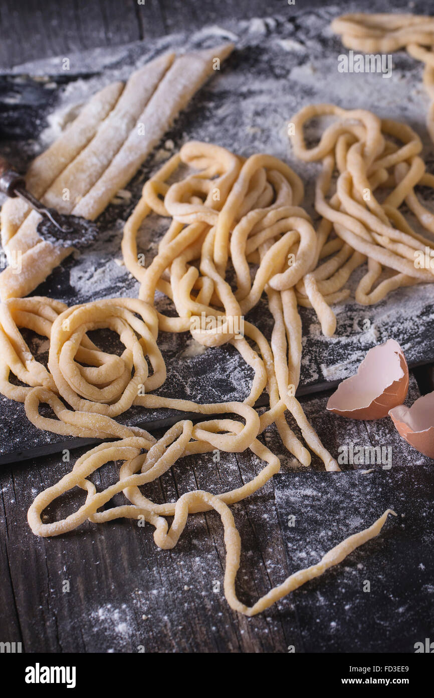 Long pasta hi-res stock photography and images - Alamy