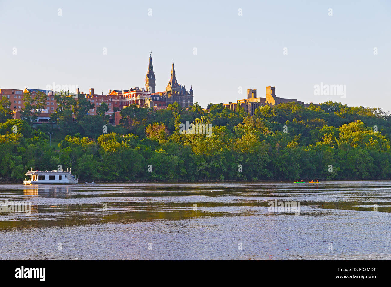 Potomac River at sunset in Washington DC, USA Stock Photo - Alamy