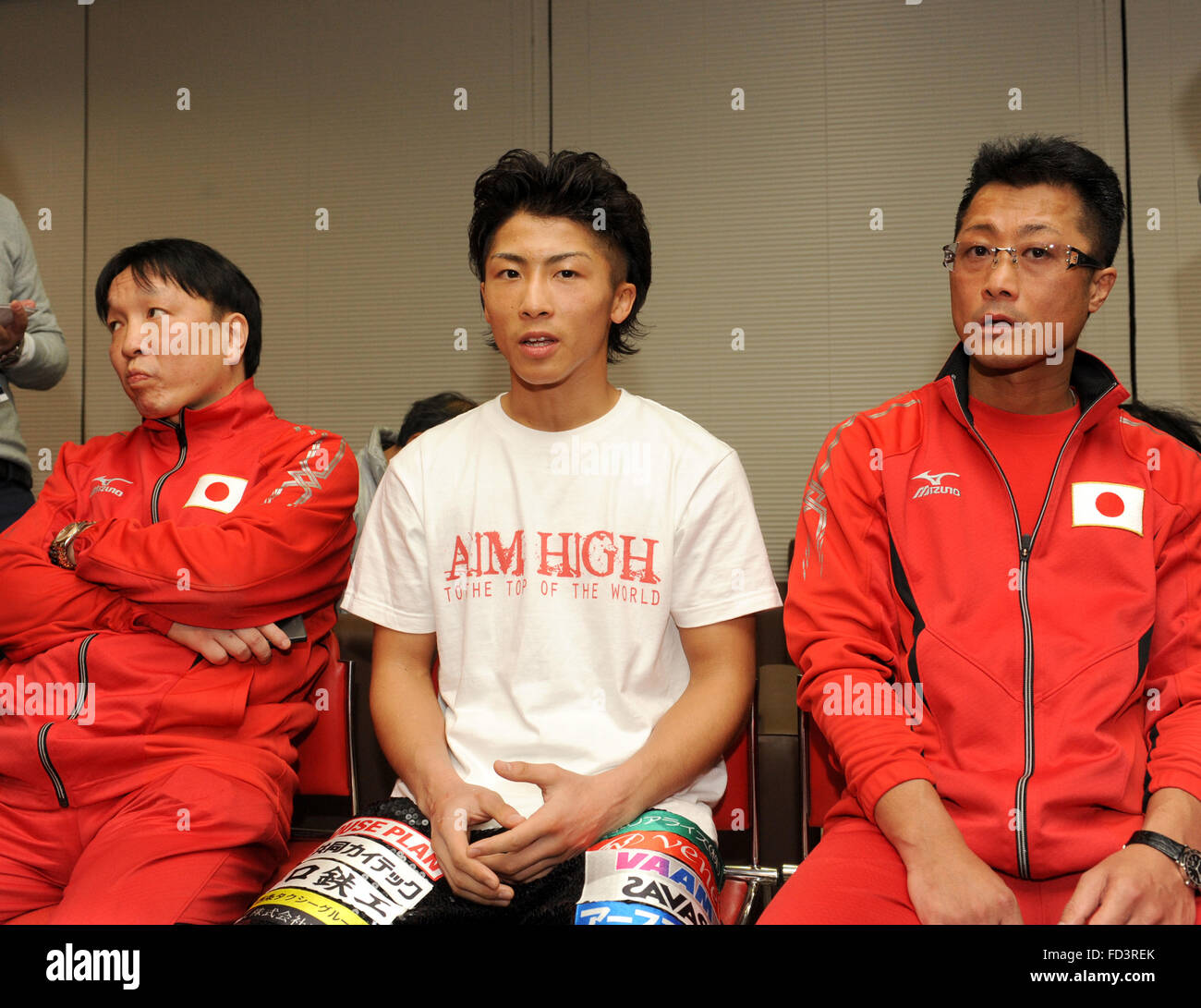 Tokyo, Japan. 29th Dec, 2015. (L-R) Hideyuki Ohashi, Naoya Inoue (JPN ...