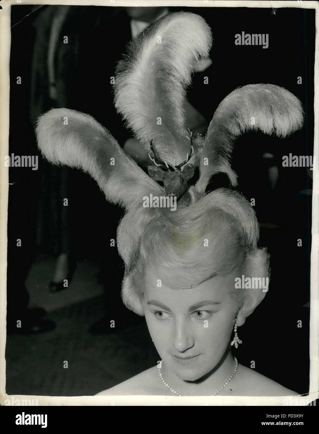 1956 - International Hairdressing competition in London. Fantastic ''Do ...