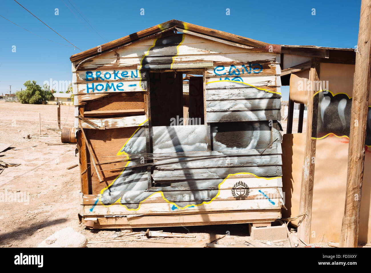 Trashed house animal hi-res stock photography and images - Alamy
