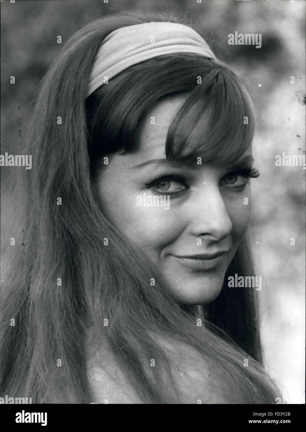 1962 - Heidi Fischer, 21-year-old from Hamburg, Germany. Few words are ...