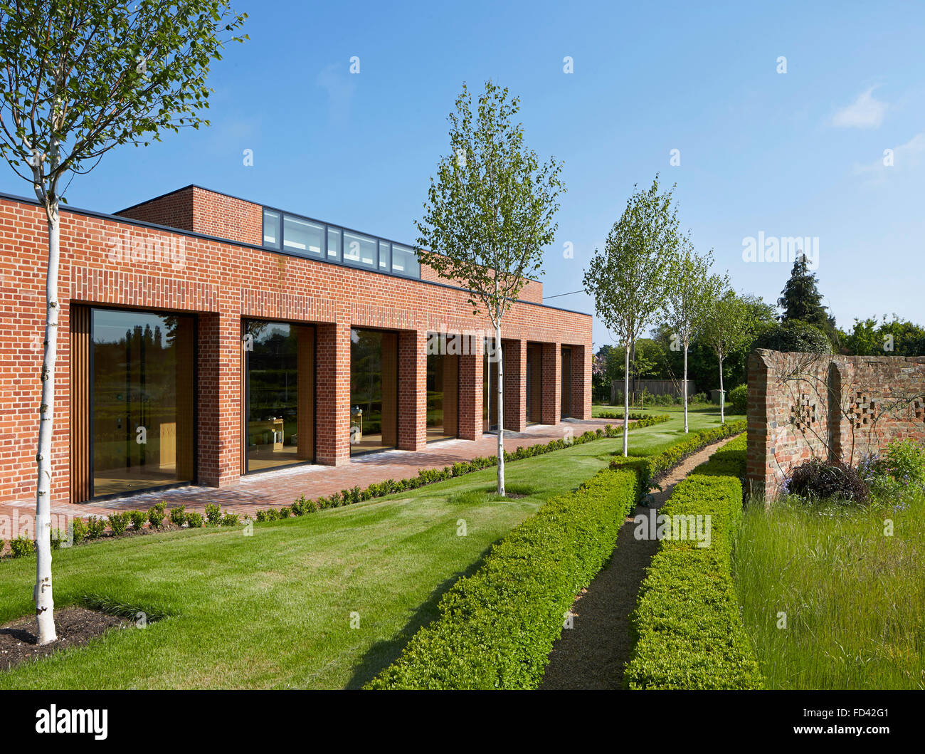 Recessed window hi-res stock photography and images - Alamy