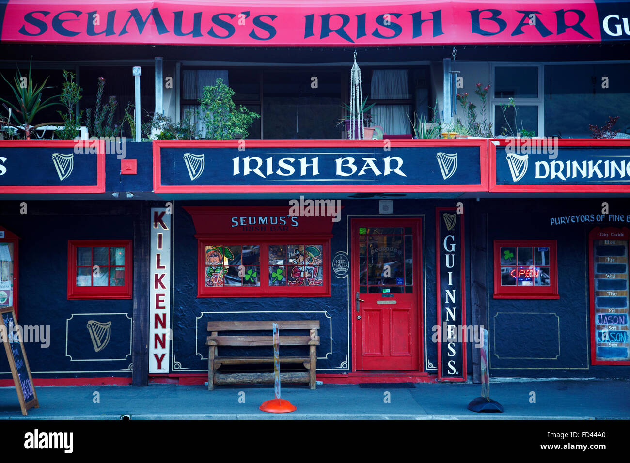 Seumus's Irish Bar, Picton, Marlborough Sounds, South Island, New ...