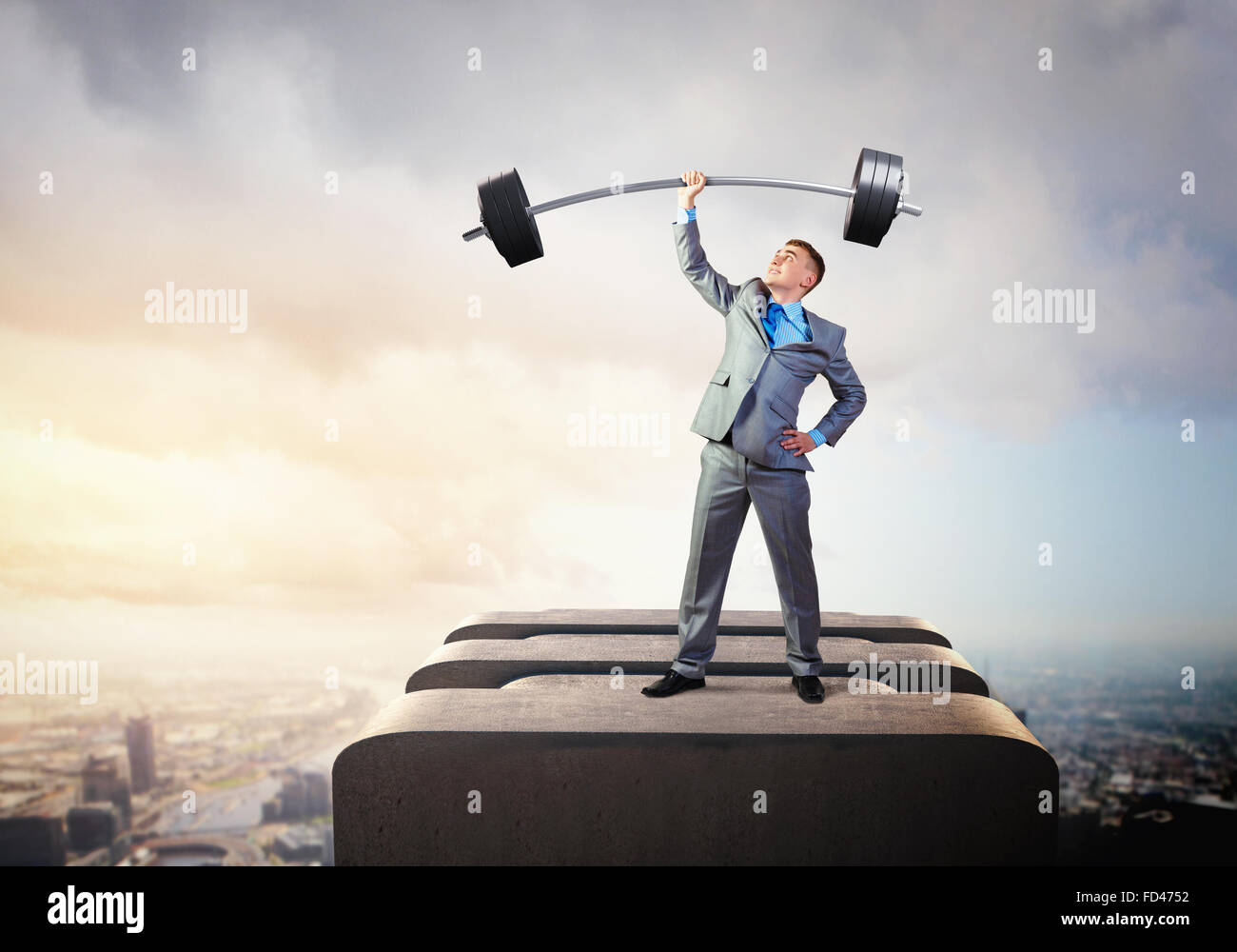 Lifter above head hi-res stock photography and images - Alamy