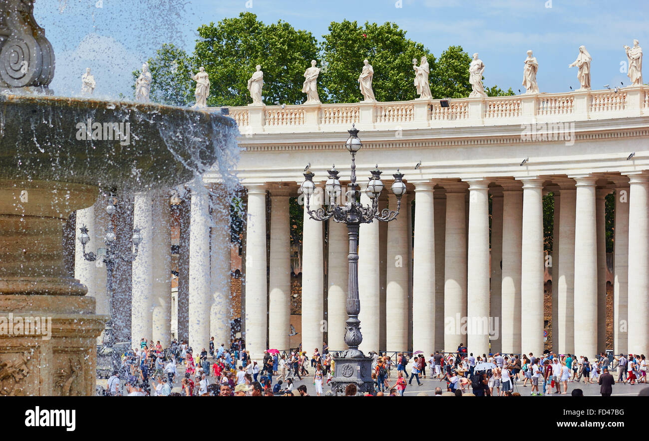 Statues of saints above Piazza San Pietro Rome Lazio Italy Europe Stock ...