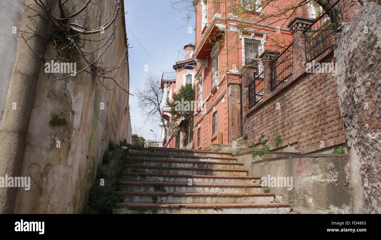 A stone stairway and old houses in Istanbul, Fatih, Balat Stock Photo ...