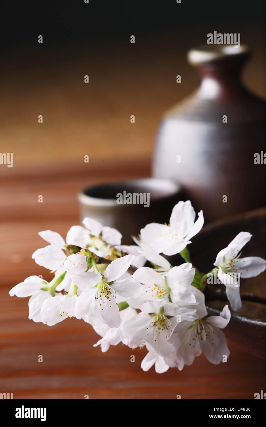 Japanese traditional pottery Stock Photo - Alamy