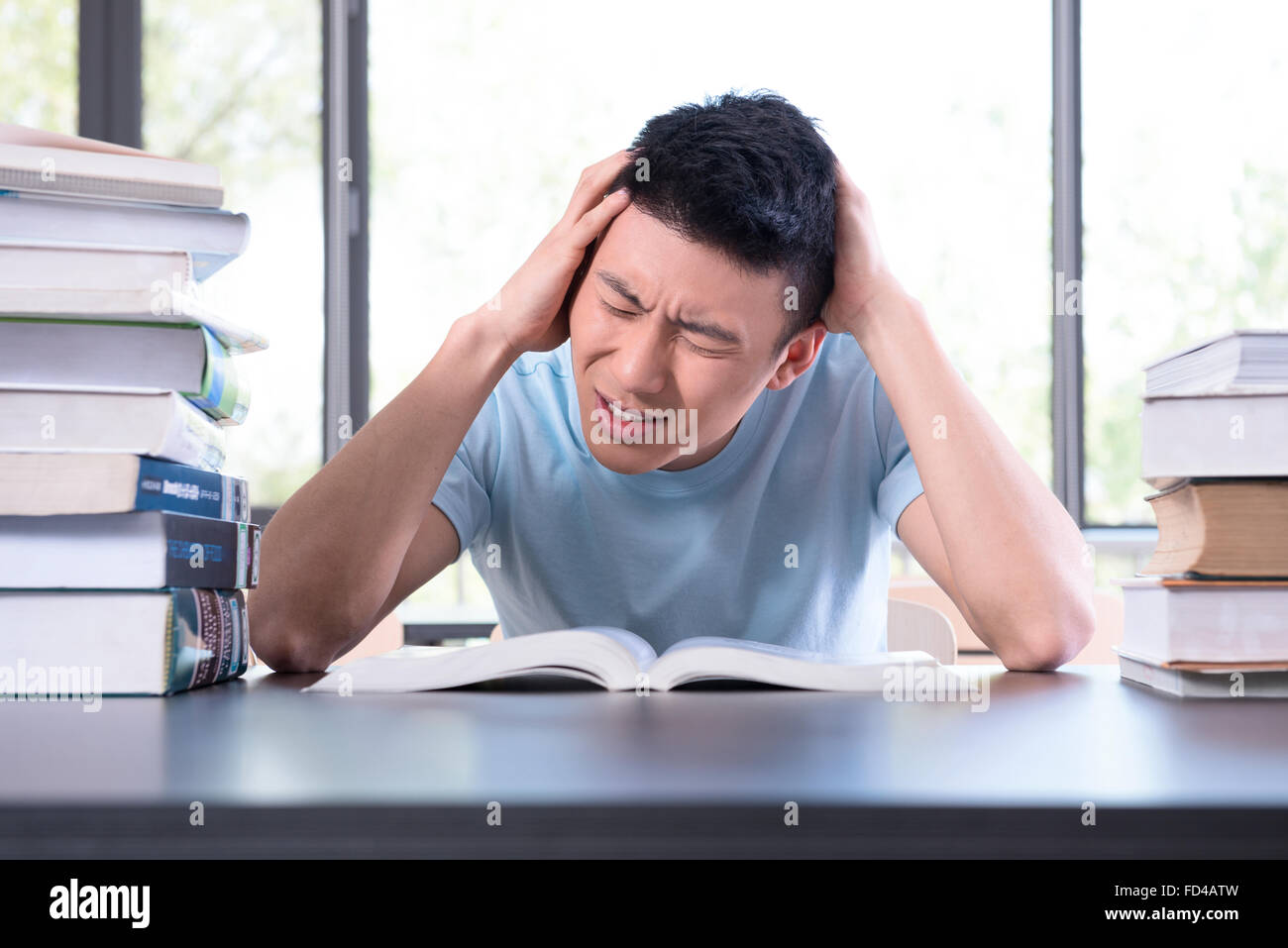 Distraught college student hi-res stock photography and images - Alamy