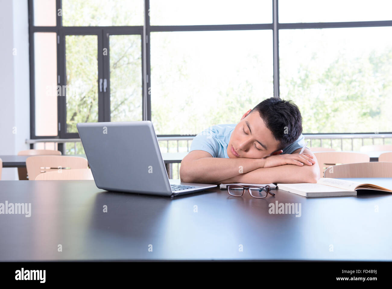 Person Falling Asleep Desk Stock Photos & Person Falling Asleep Desk ...