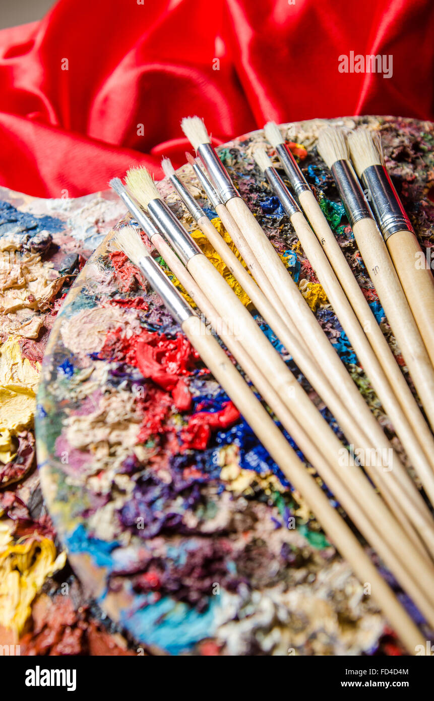The artist palette in art concept Stock Photo - Alamy