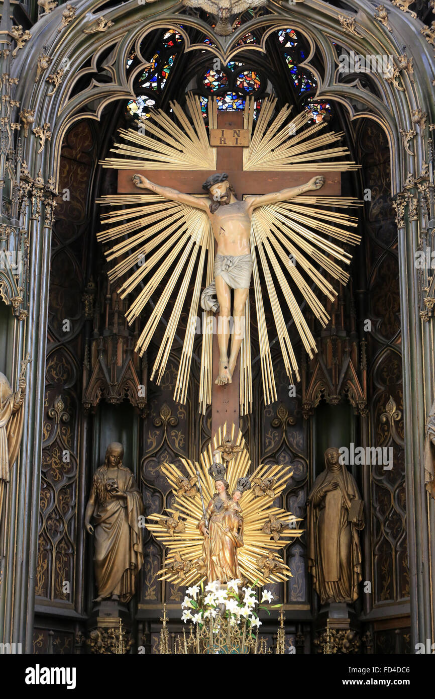 Mary Jesus Cross Crucifixion High Resolution Stock Photography and ...