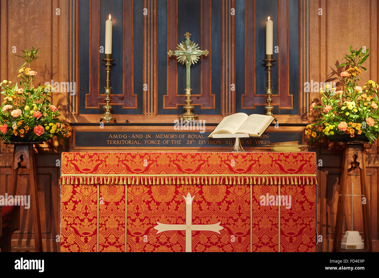 Saint George's Memorial Church, Ypres (Ieper Stock Photo - Alamy
