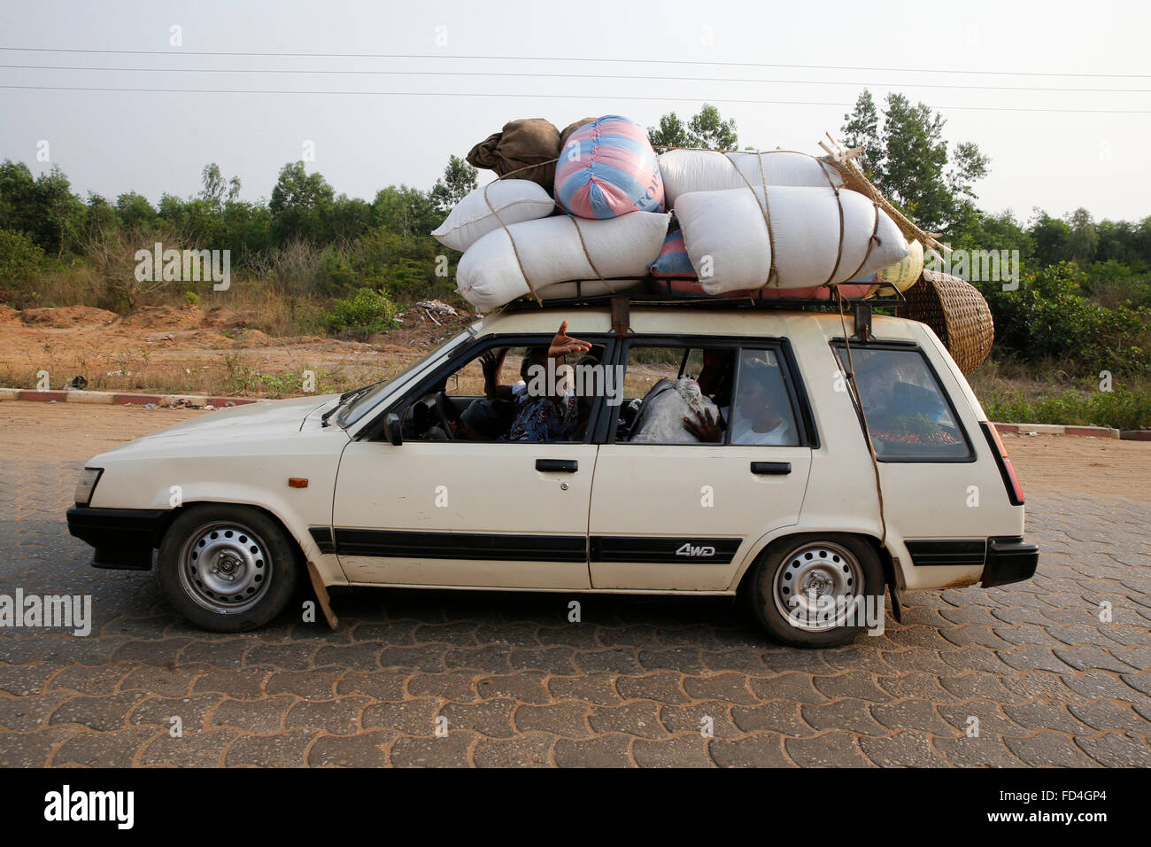 Loaded with car hi-res stock photography and images - Alamy