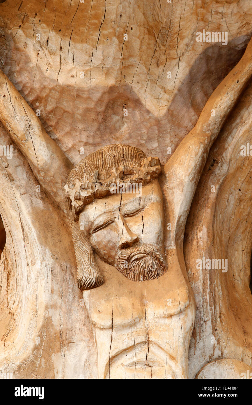 Carved tree hi-res stock photography and images - Alamy