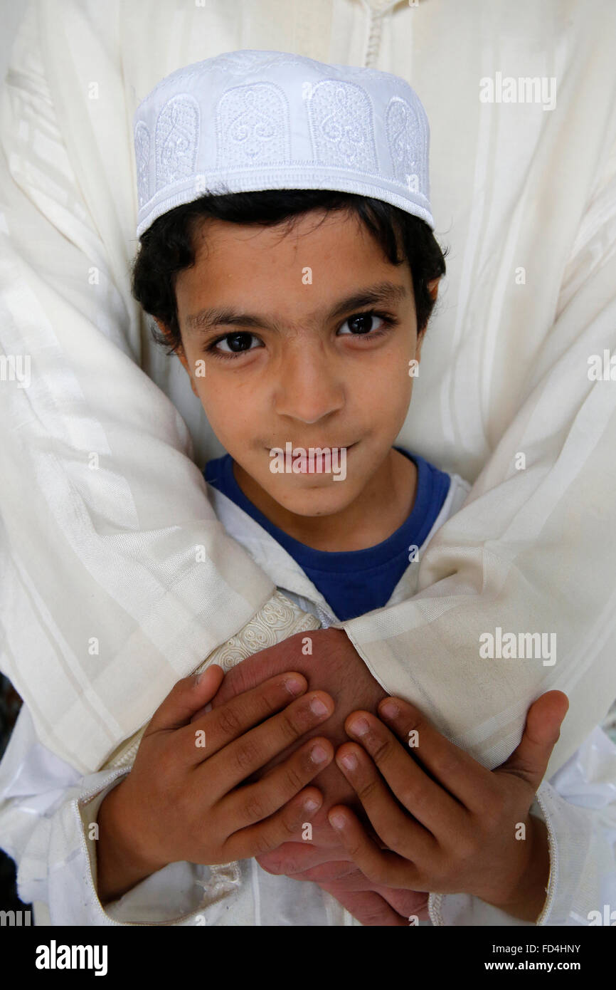Muslims adult hi-res stock photography and images - Alamy