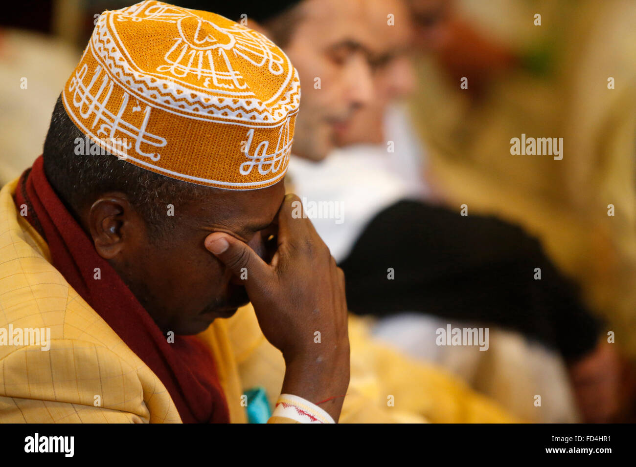 Homage to sufi sheikh Mawlana Shaykh Nazim Al Haqqani at the Paris ...