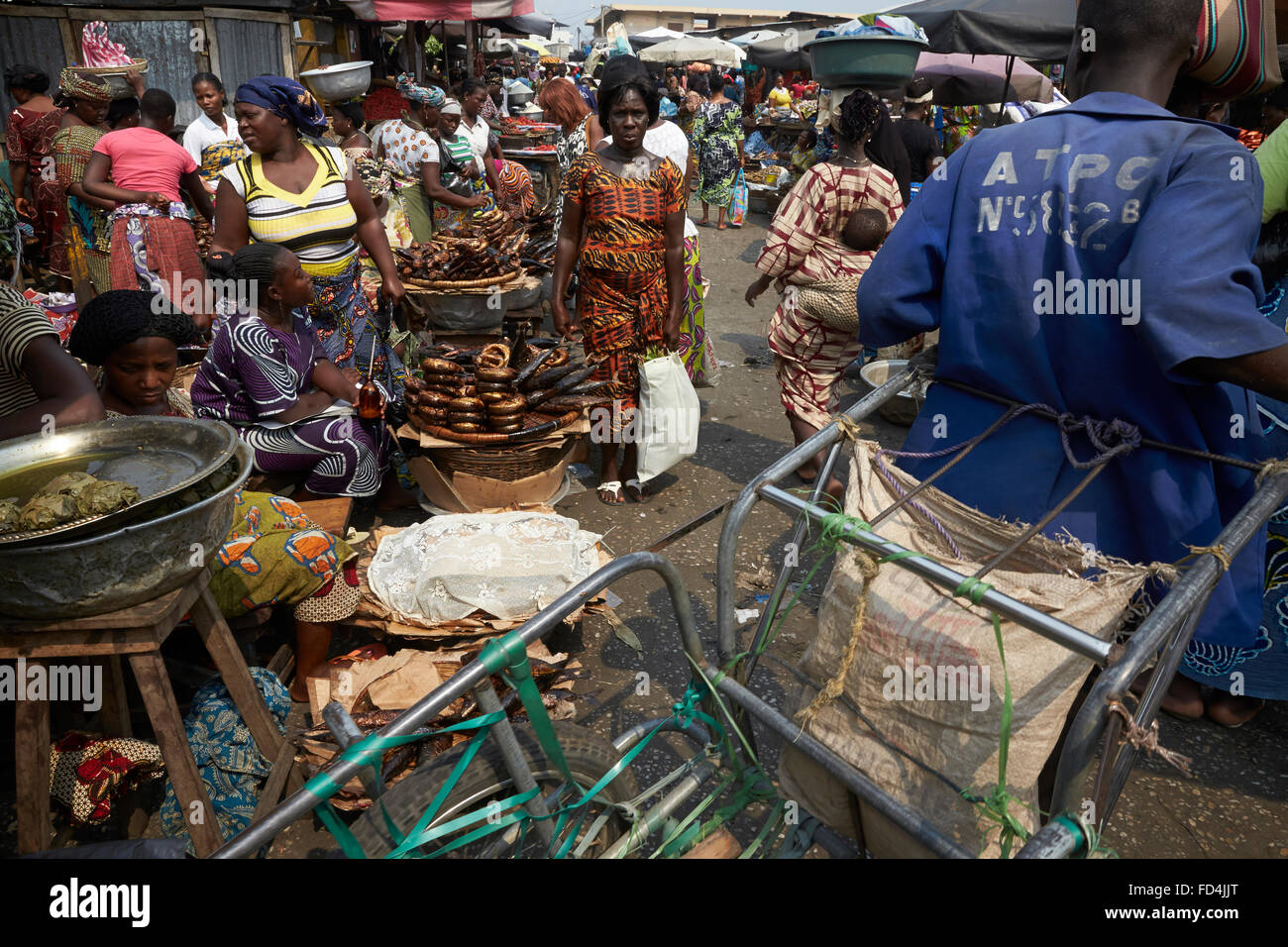 Dantokpa market, Cotonou Stock Photo - Alamy