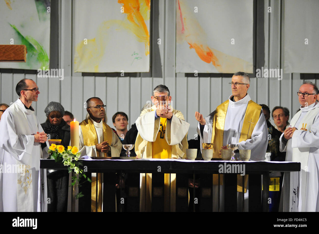 Eucharist woman hi-res stock photography and images - Alamy