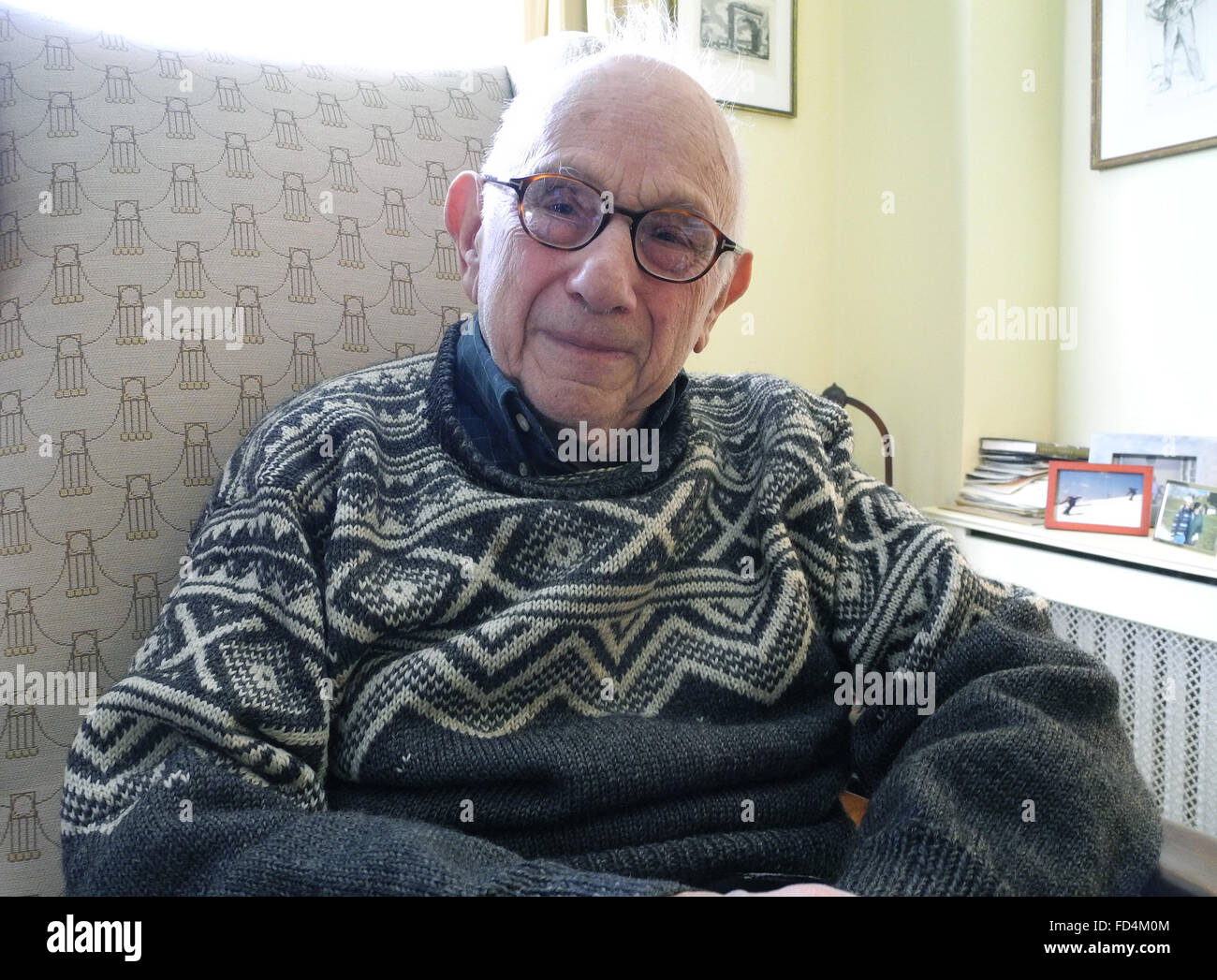 New York, USA. 27th Jan, 2016. US American historian and author Fritz ...