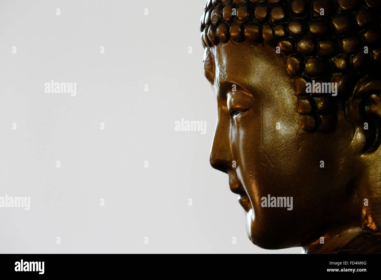 Buddha statue. Profile Stock Photo - Alamy