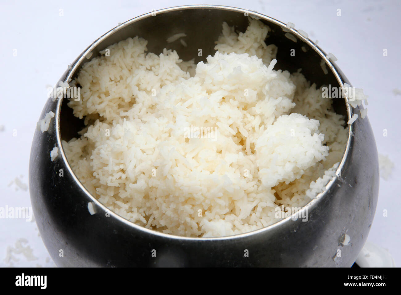 Buddhist Pagoda in Vincennes. Rice offerings Stock Photo - Alamy
