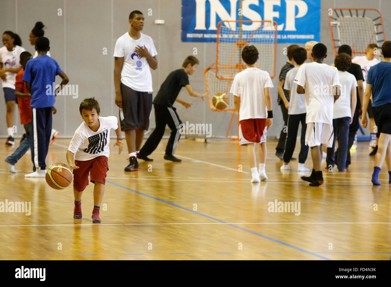 Open day at INSEP sport institute. Volley ball instruction Stock Photo ...