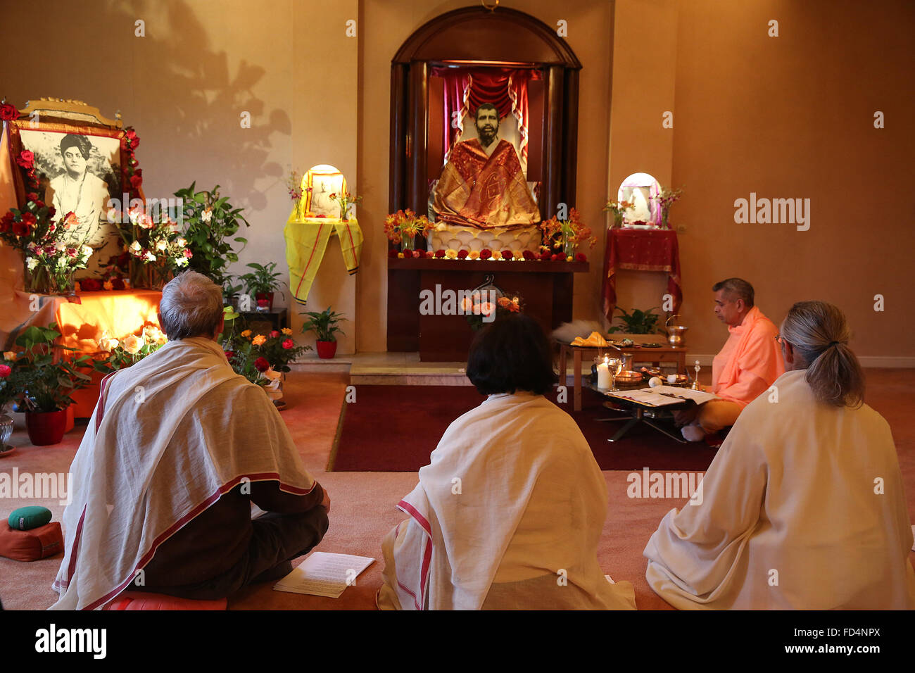 Vivekananda puja celebrated by swami Veetamohananda at the Ramakrishna ...