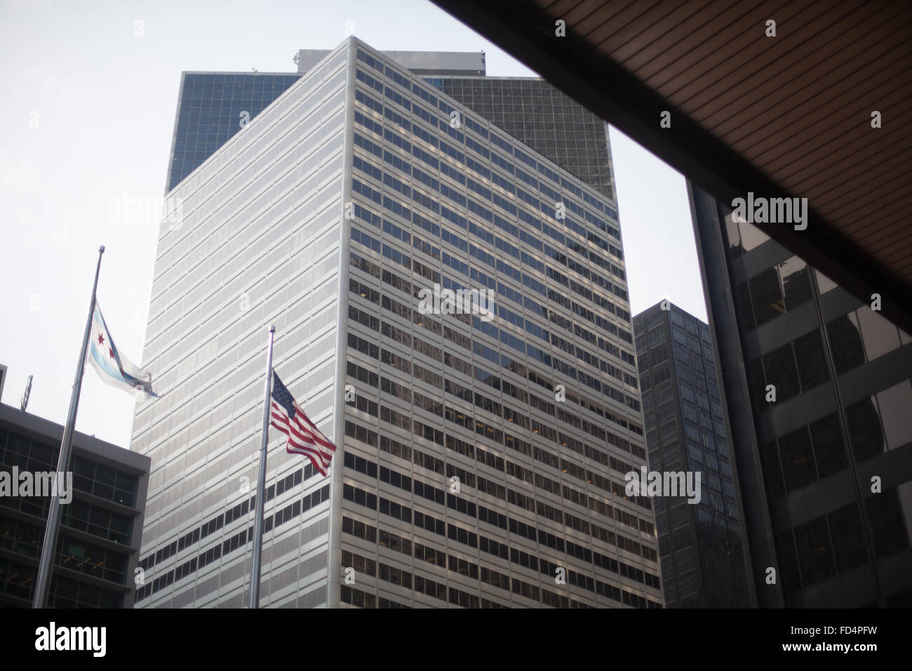 American flag office buildings hi-res stock photography and images - Alamy