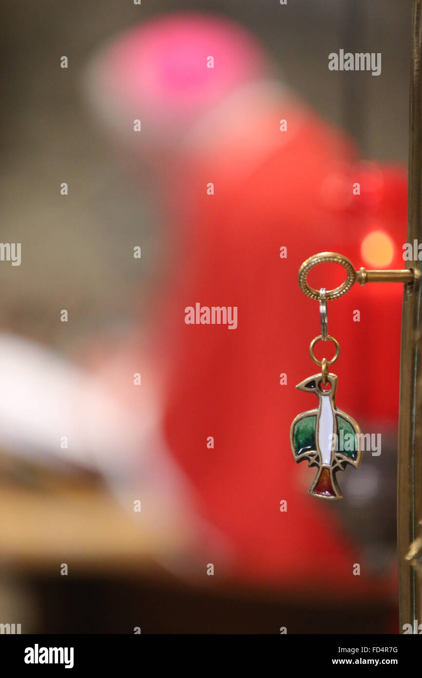 Tabernacle key in a Roman catholic church Stock Photo - Alamy