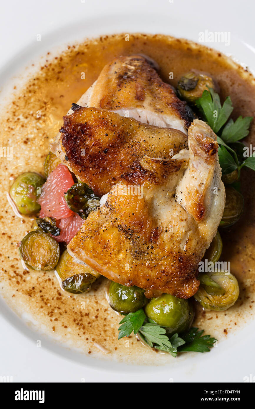 Gourmet chicken dinner Stock Photo - Alamy