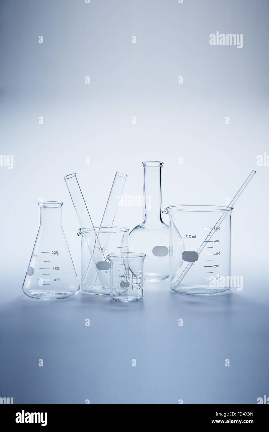 Laboratory glassware cutout hi-res stock photography and images - Alamy