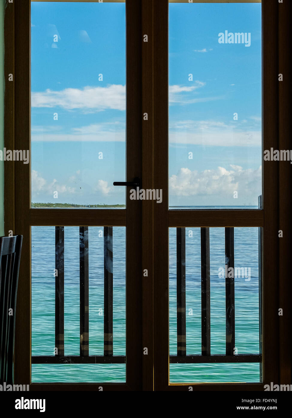Glass door balcony hi-res stock photography and images - Alamy