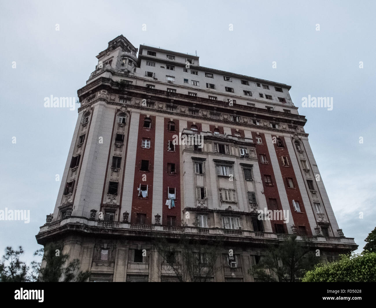 Upward view building High Resolution Stock Photography and Images - Alamy
