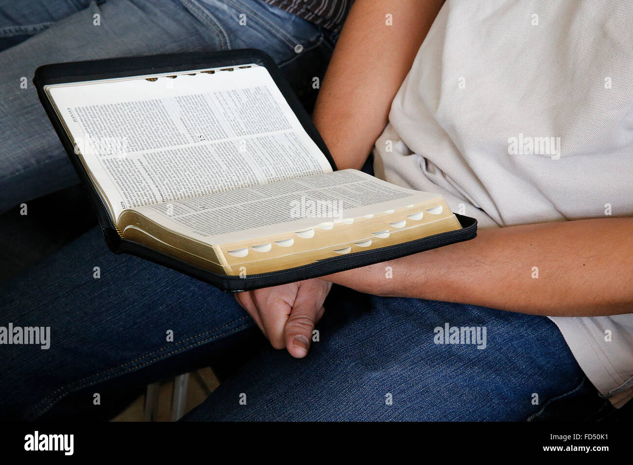 Reading church service hi-res stock photography and images - Alamy