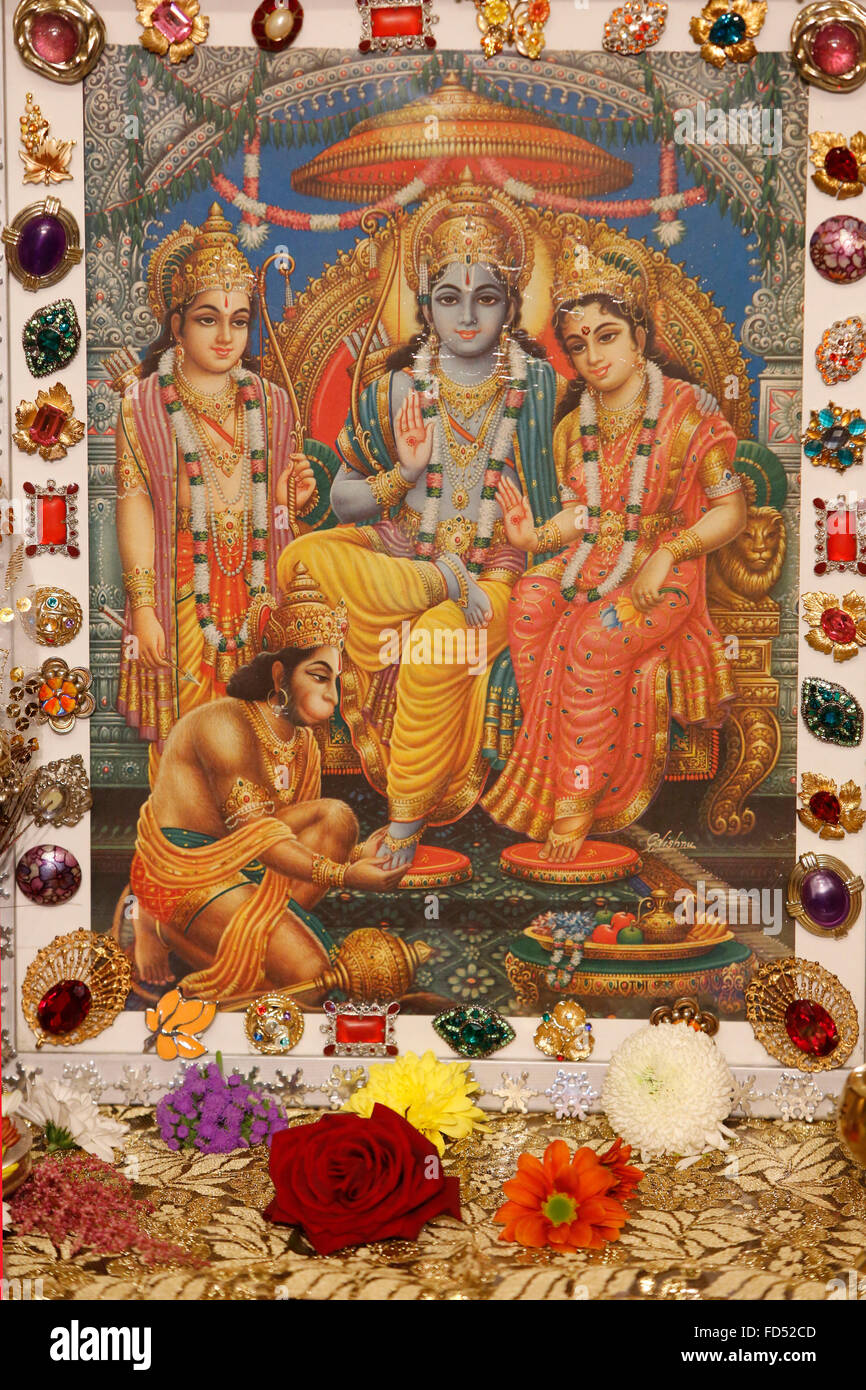 Hindu gods krishna radha hi-res stock photography and images - Alamy