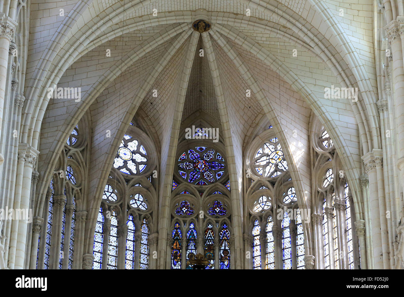 Windows of the apse. Nef. Amiens Cathedral Stock Photo - Alamy