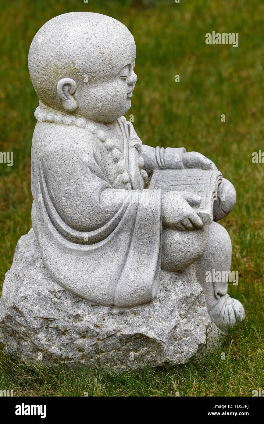 Fo Guang Shan temple. Buddhist monk statue Stock Photo - Alamy