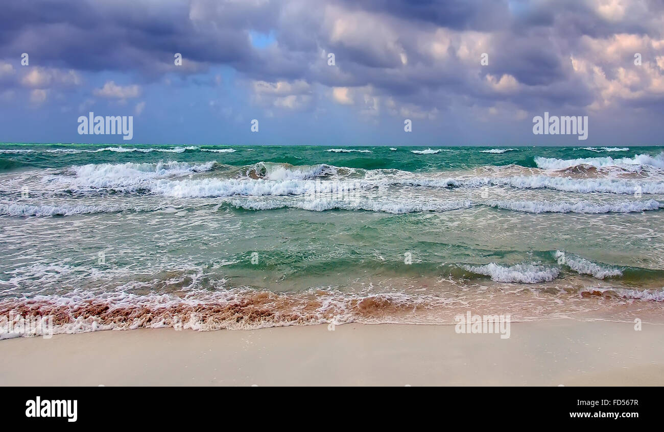 The Sea. Ocean waves, beach, taken in Cuba Stock Photo - Alamy