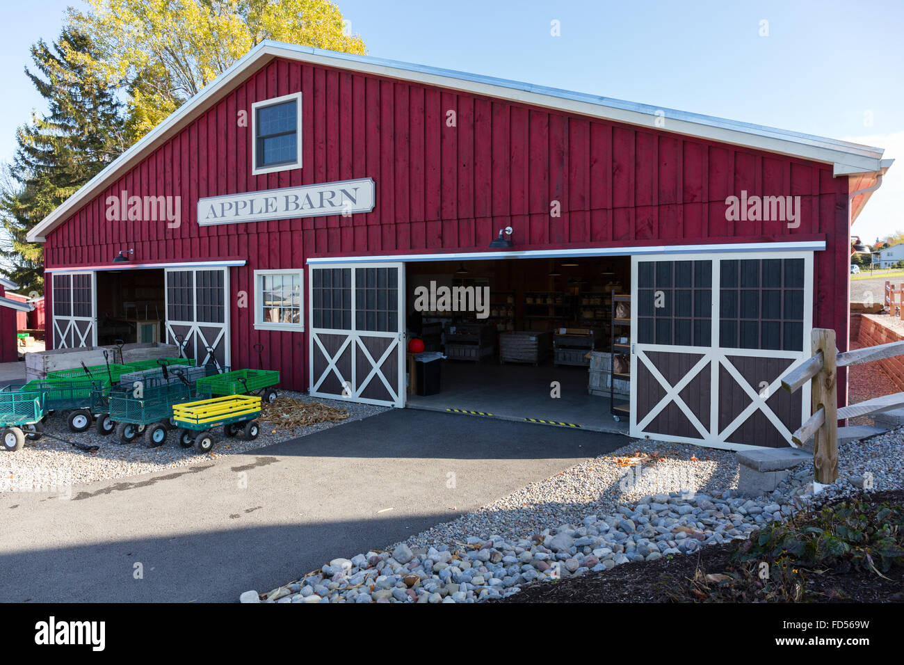 Beak and Skiff apple barn Stock Photo - Alamy