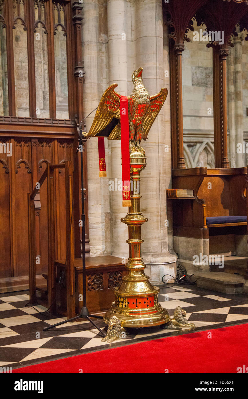 Inside Selby Abbey, Yorkshire, England, UK Stock Photo - Alamy