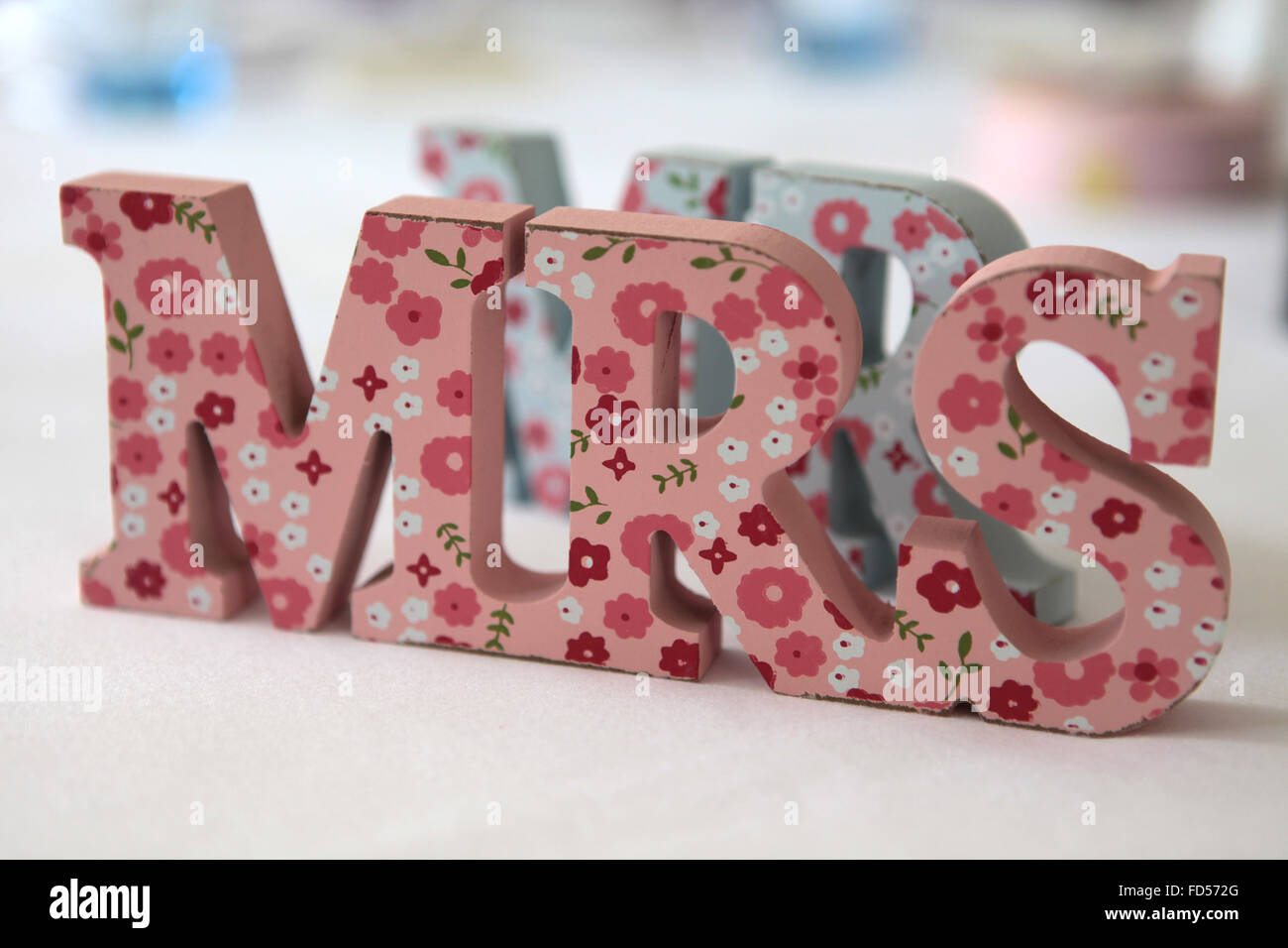 Mr mrs sign hi-res stock photography and images - Alamy