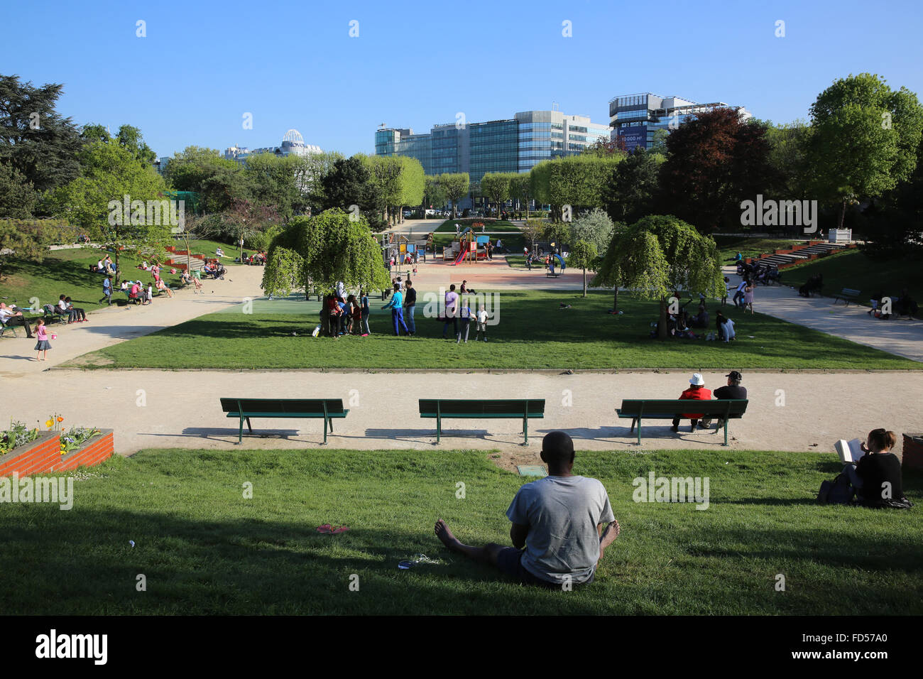 Public park in paris Stock Photo - Alamy