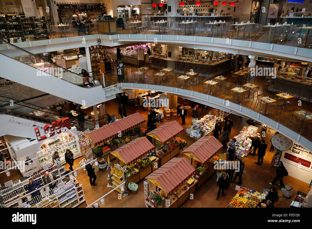 Eataly store in Milan Stock Photo - Alamy