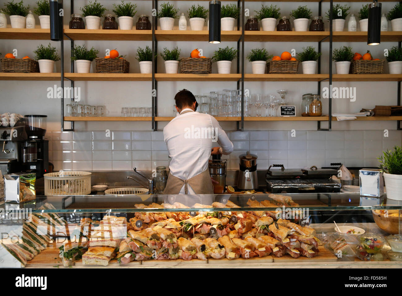 Sandwich shop italy hi-res stock photography and images - Alamy