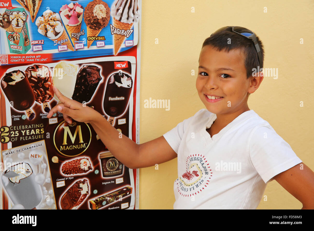 Asking for ice cream hi-res stock photography and images - Alamy